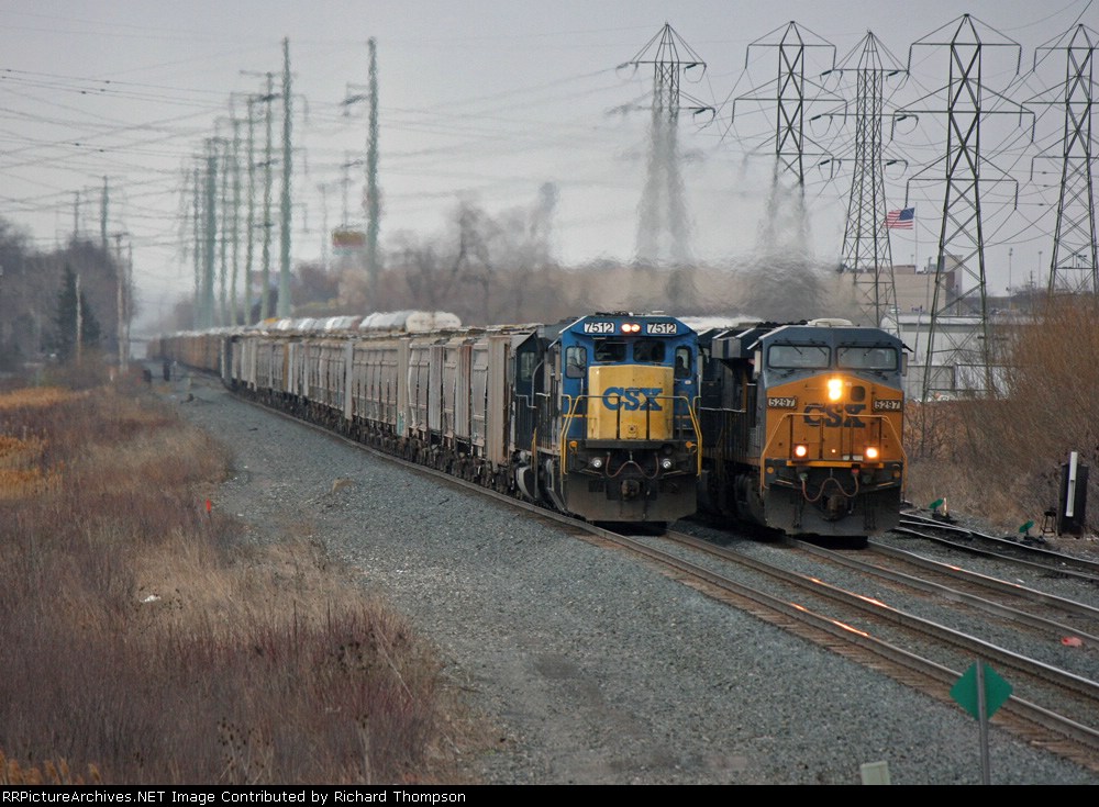 CSX 7512 & 5297